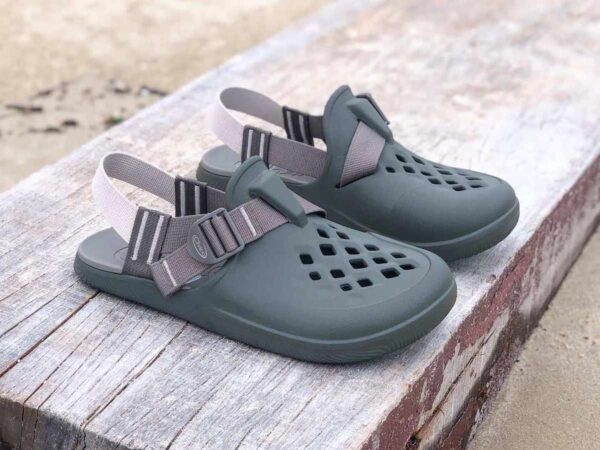 Exploring the Top Crocs Alternatives for Men in 2024 - thefounder